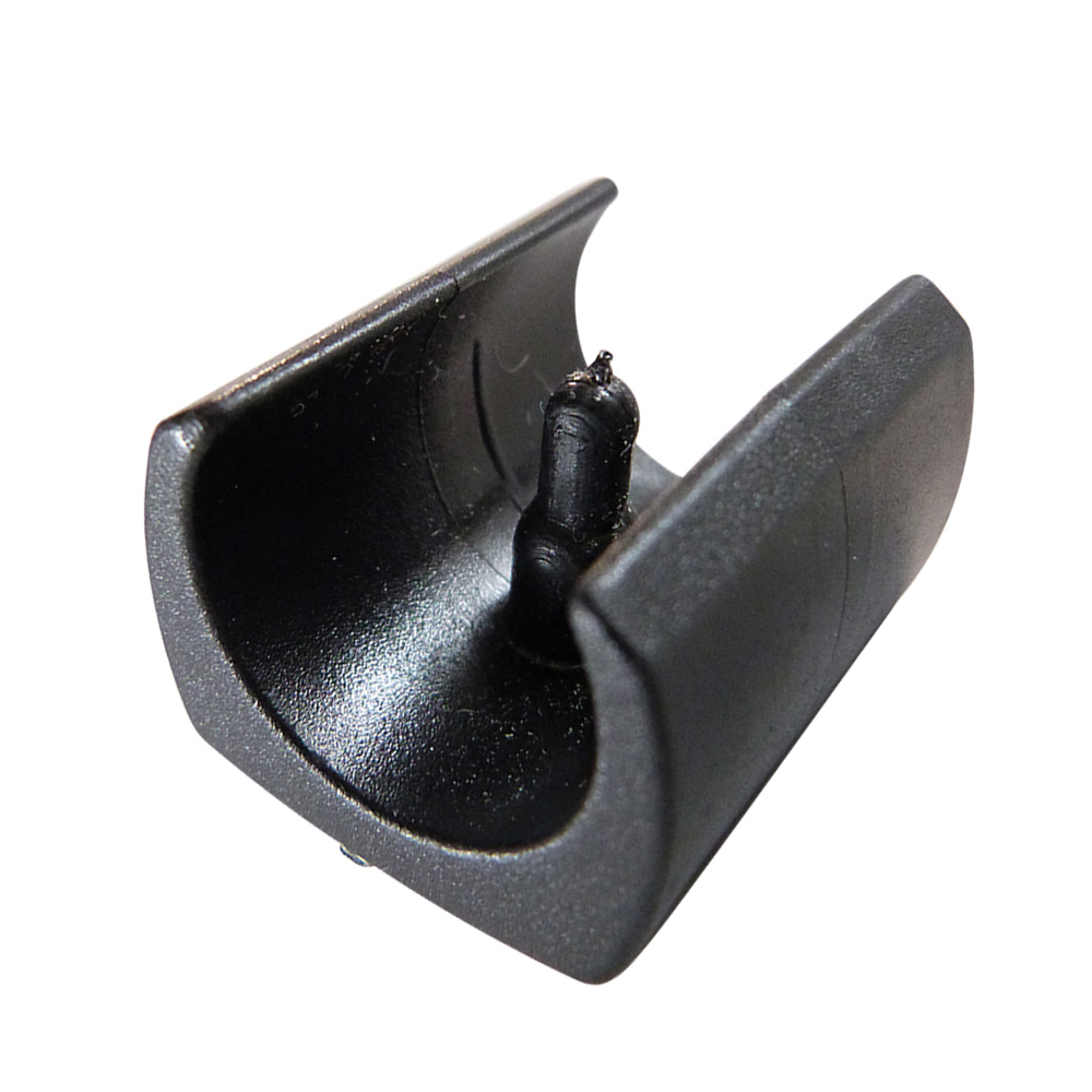 Self-clamping saddle feet with peg - verpas