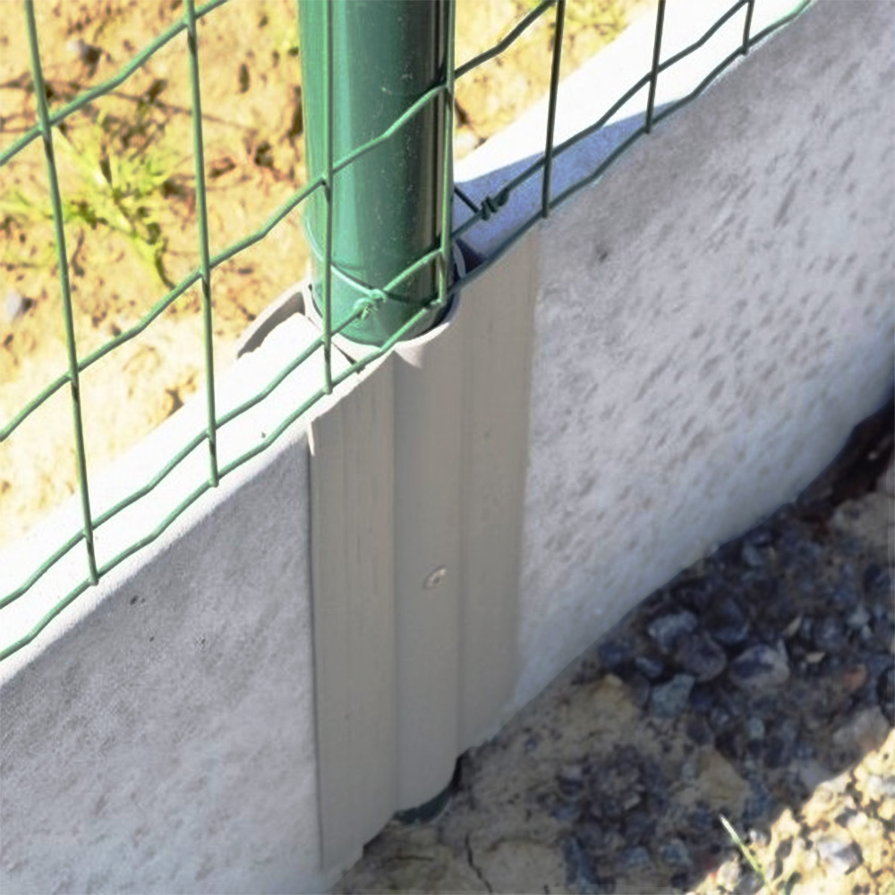 Gravel board to post bracket – square of rectangular post - verpas